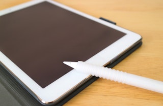 イラストを描くのにおすすめのiPadは？定番アプリも紹介！ | FANTIST